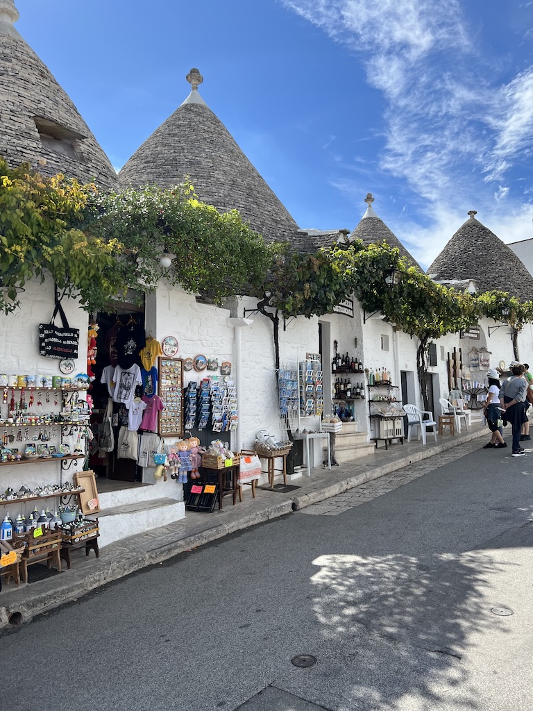 Why Alberobello, Italy Is a Must-Visit Destination ? The Most Charming ...