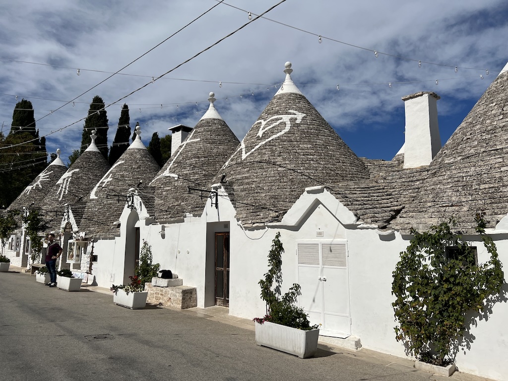 Why Alberobello, Italy Is a Must-Visit Destination ? The Most Charming ...
